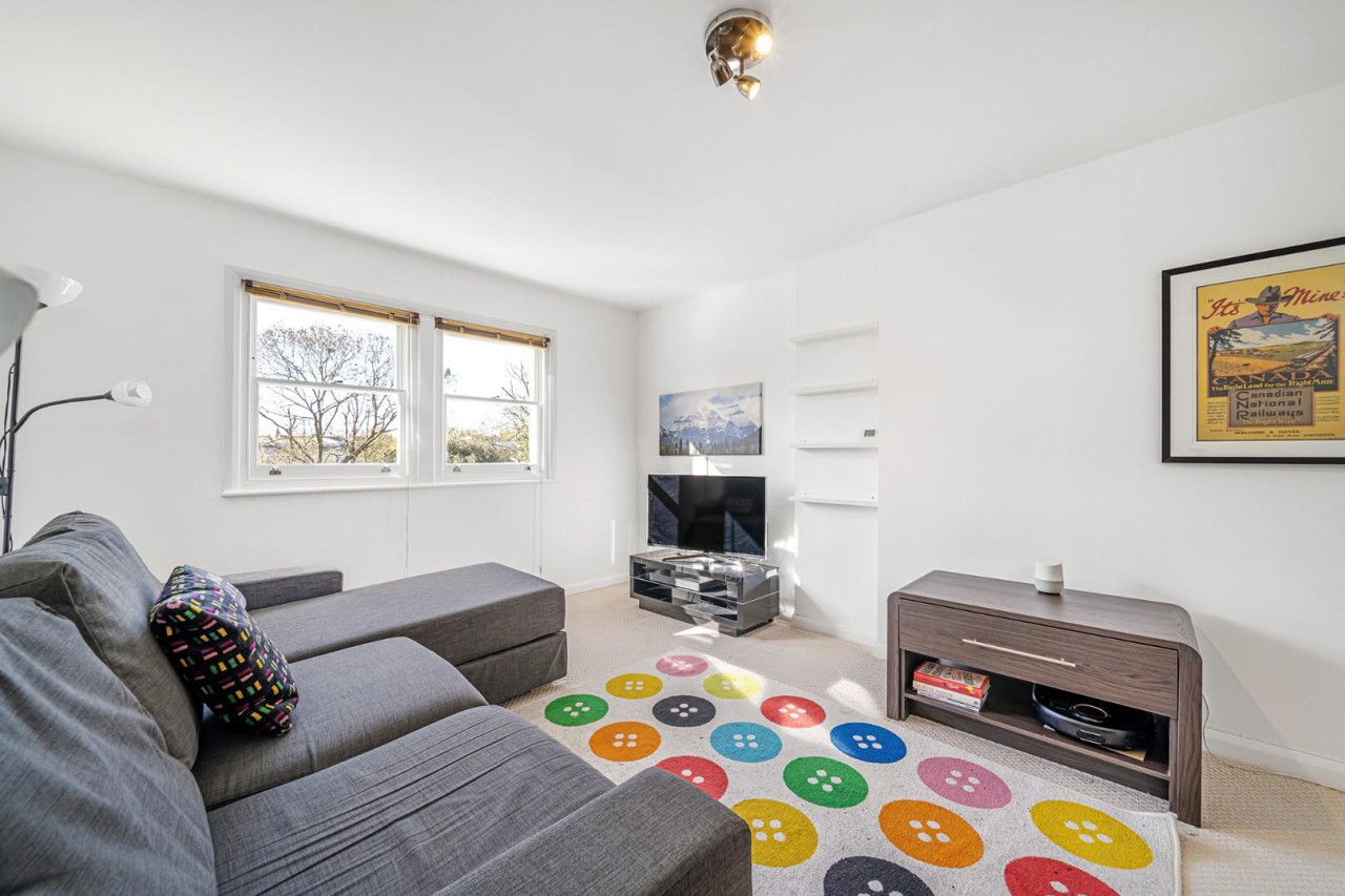 Flat for sale on Trinity Rise, SW2, Ref 32252393 | Keating Estates