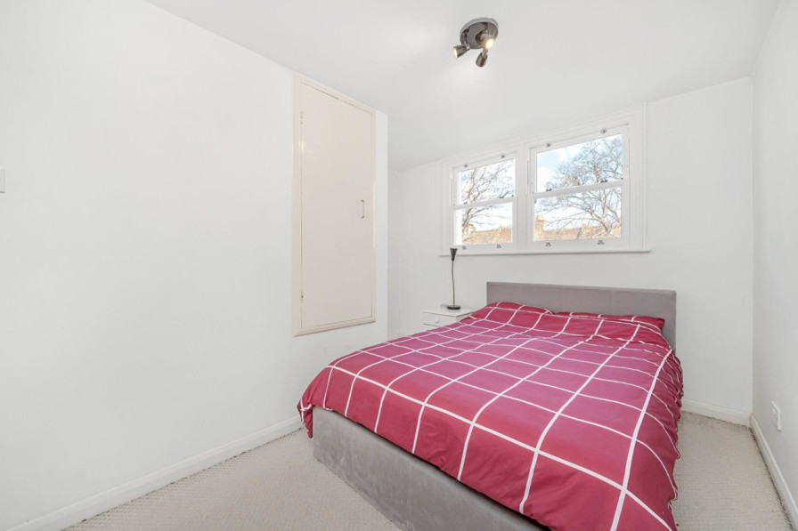 Flat for sale on Trinity Rise, SW2, Ref 32252393 | Keating Estates