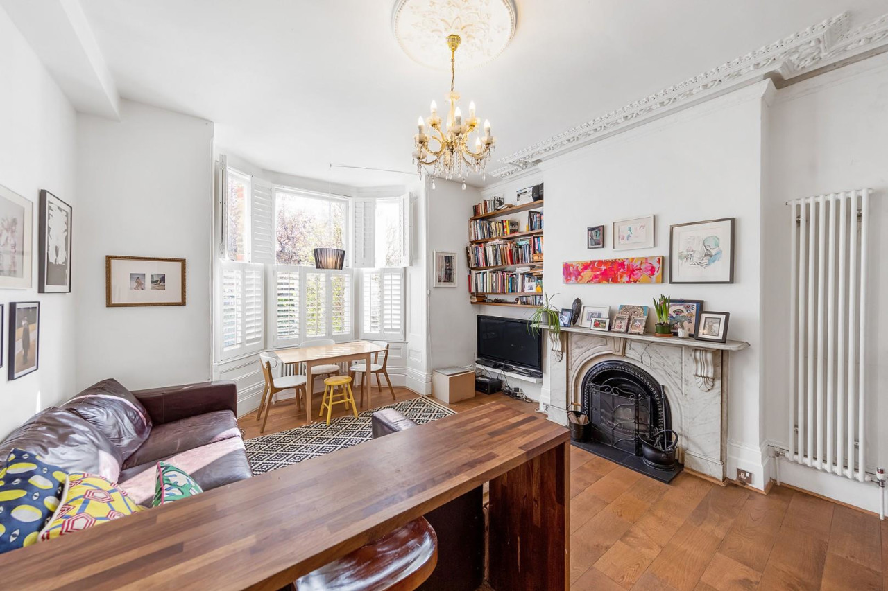 Flat for sale on Acre Lane, SW2, Ref 29737306 | Keating Estates