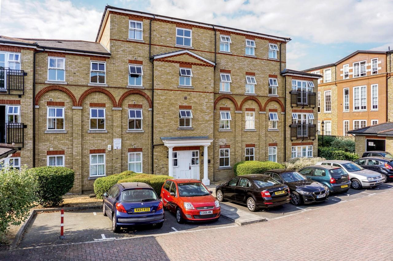Flat for sale on Belvedere Place, SW2, Ref 29092594 | Keating Estates